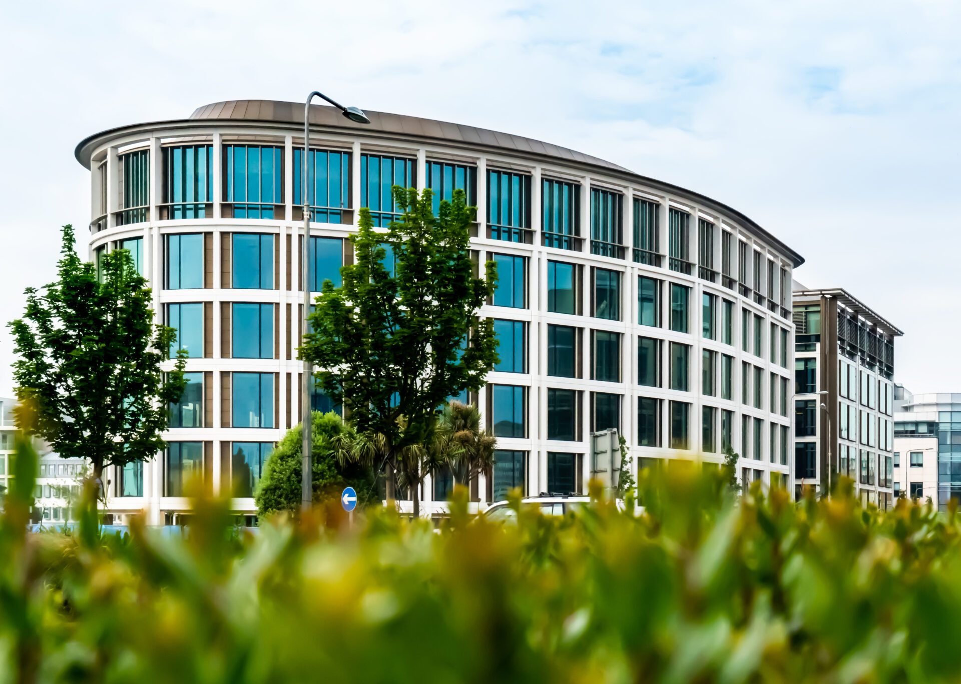 D2 act on the sale of IFC 5 | D2RE